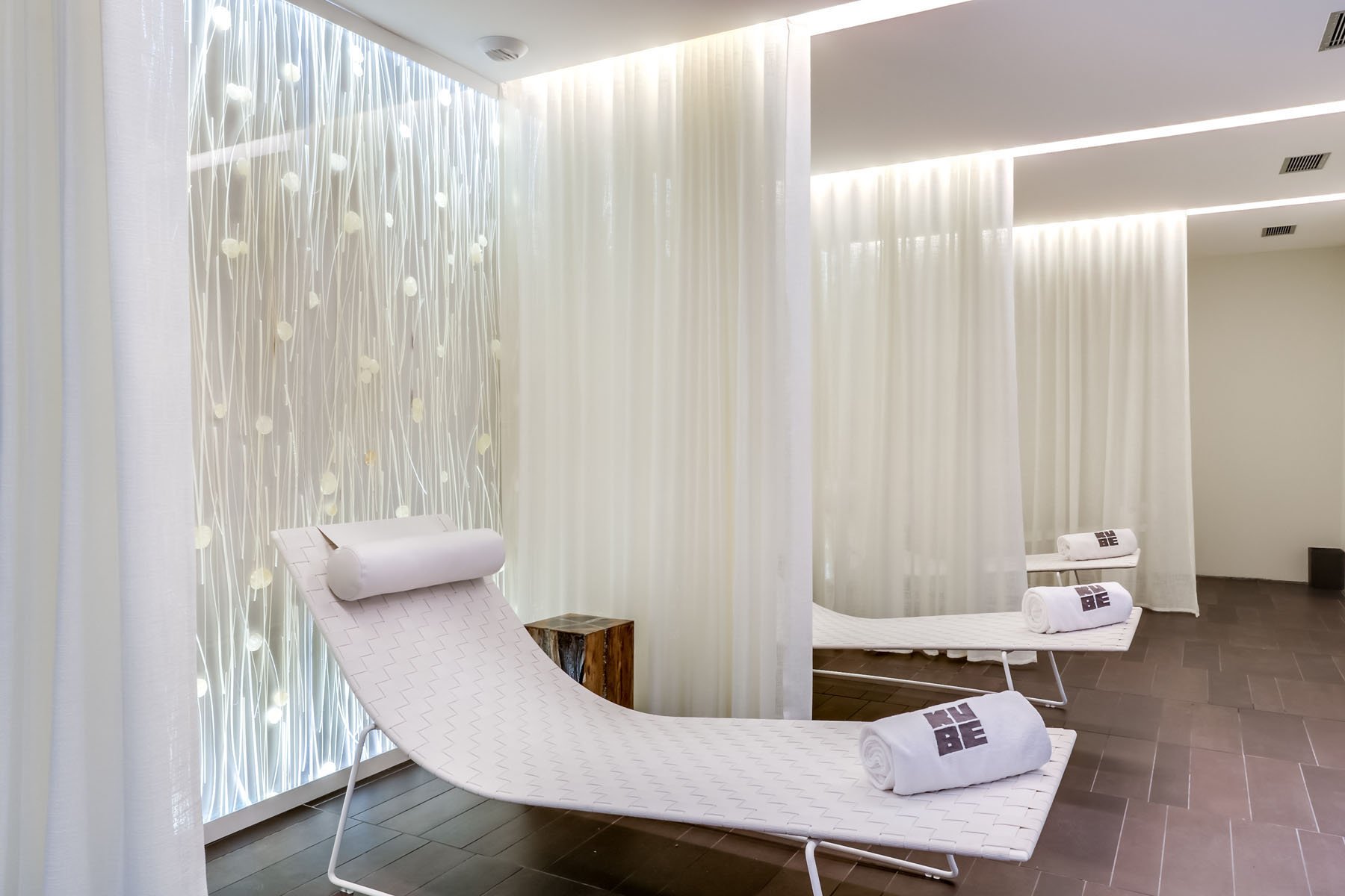 Kube Hôtel Saint Tropez ***** | Hotel with sea view Saint Tropez ...